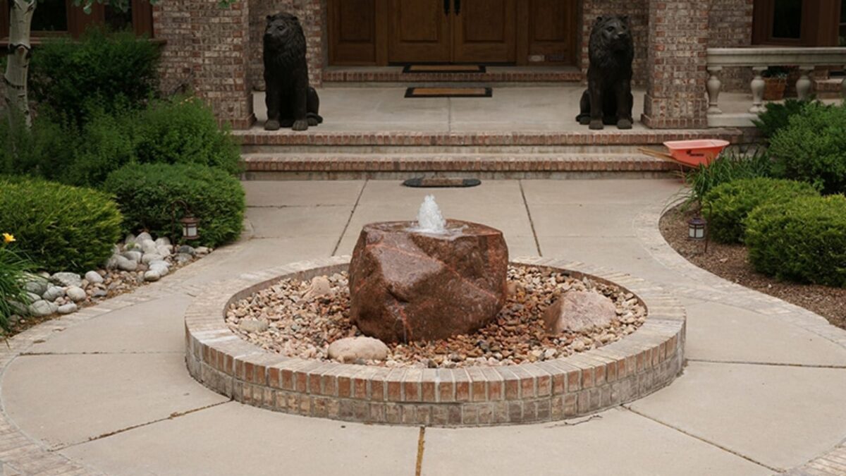 Rock Bubbler Water Feature Low Cost Ways To Beautify Your Landscape